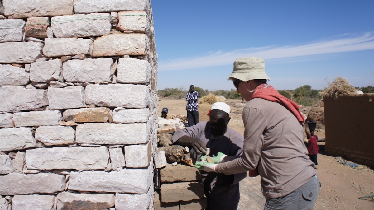 Leaving a Legacy of Hope: The gift of grain banks in Mali – The Tandana ...